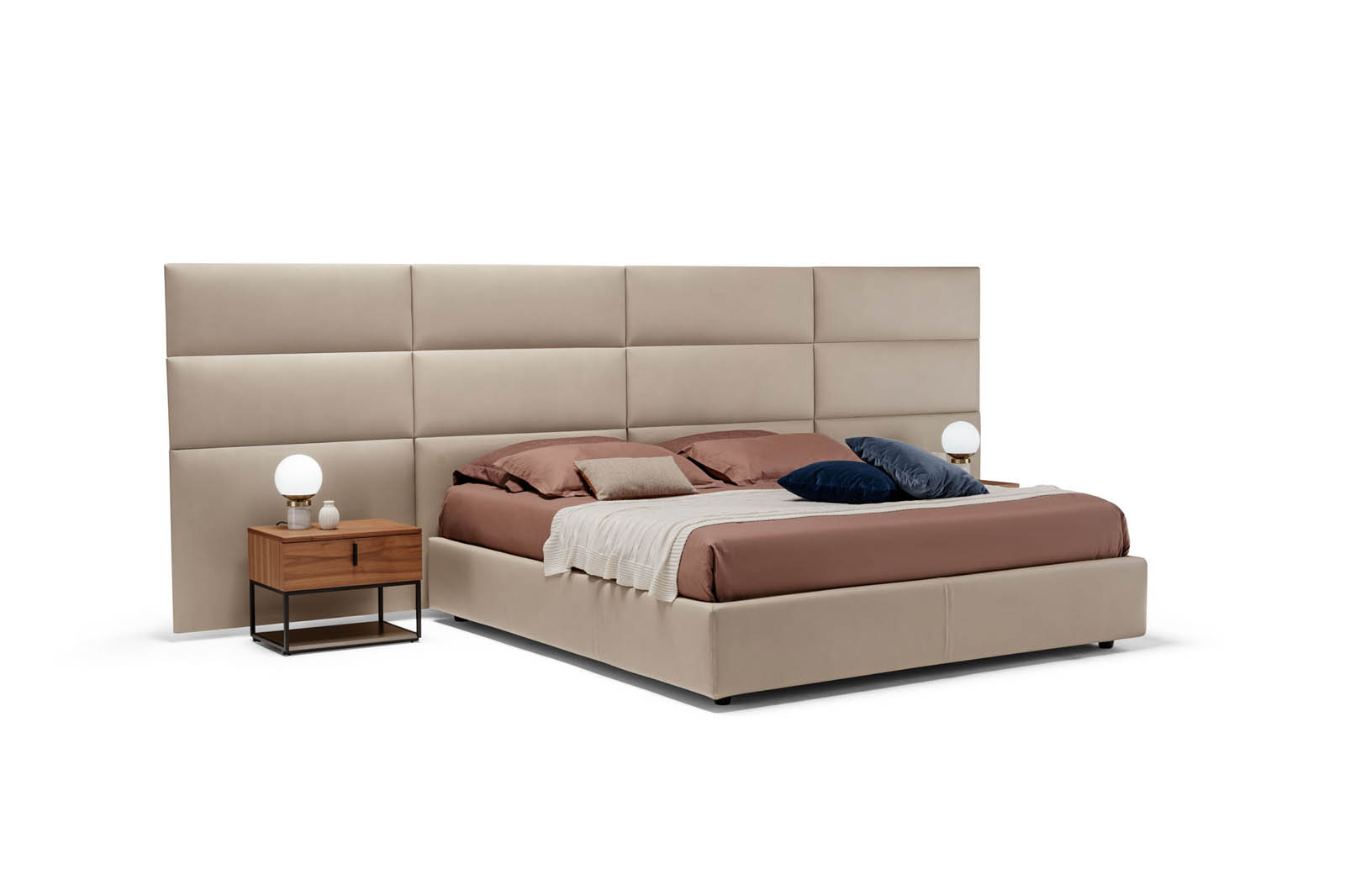 Sommer Infinity Bed - by CASANOVA Furniture